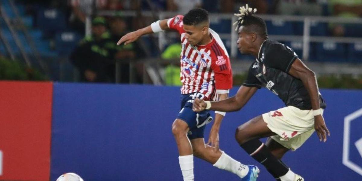 Junior sufre en Barranquilla y empata con Universitario: video de los goles en Copa Libertadores