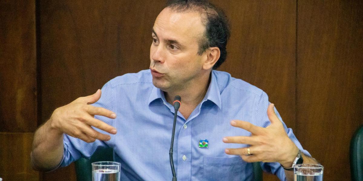 'En Colombia ya es hora de que pasemos la página de tanto terrorista ...