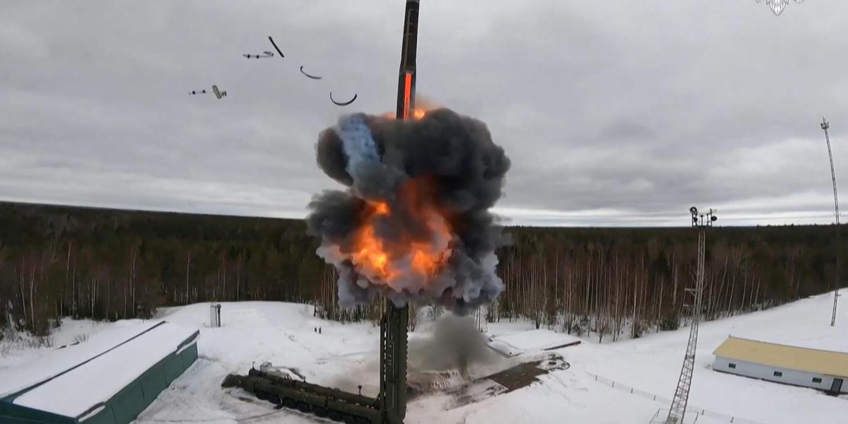 Rusia disparó por primera vez un misil balístico intercontinental ...