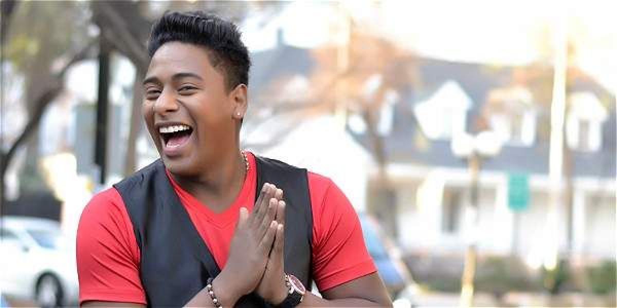 Álex Martínez lanza nuevo disco de vallenato