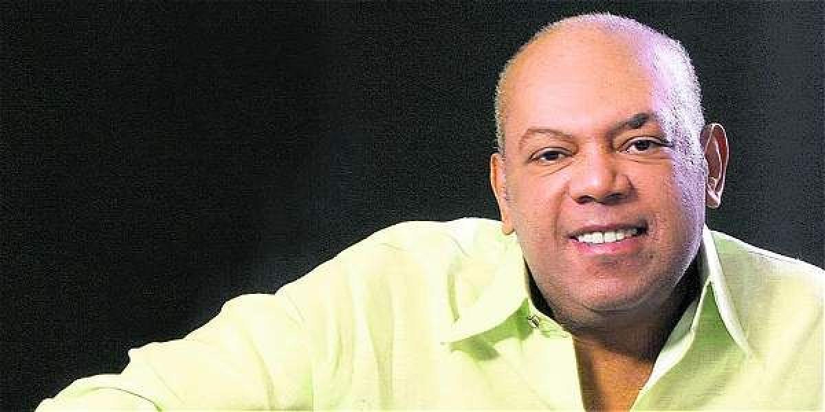 Joe Arroyo visita el Museo Jairo Varela en Cali