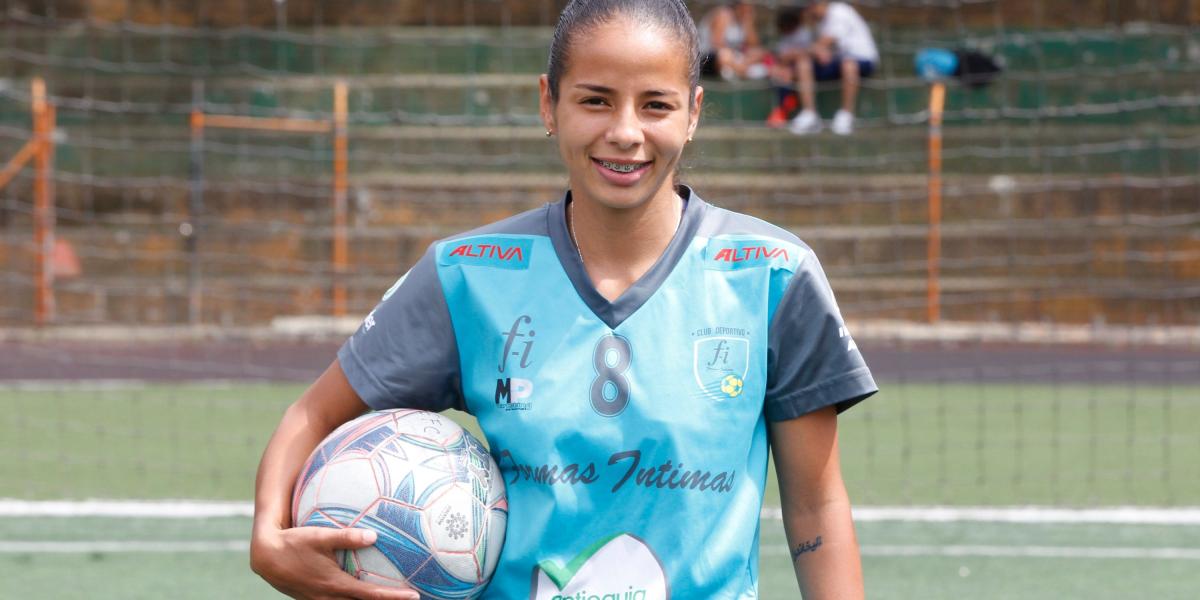 Perfil de la futbolista Geraldine Cardona