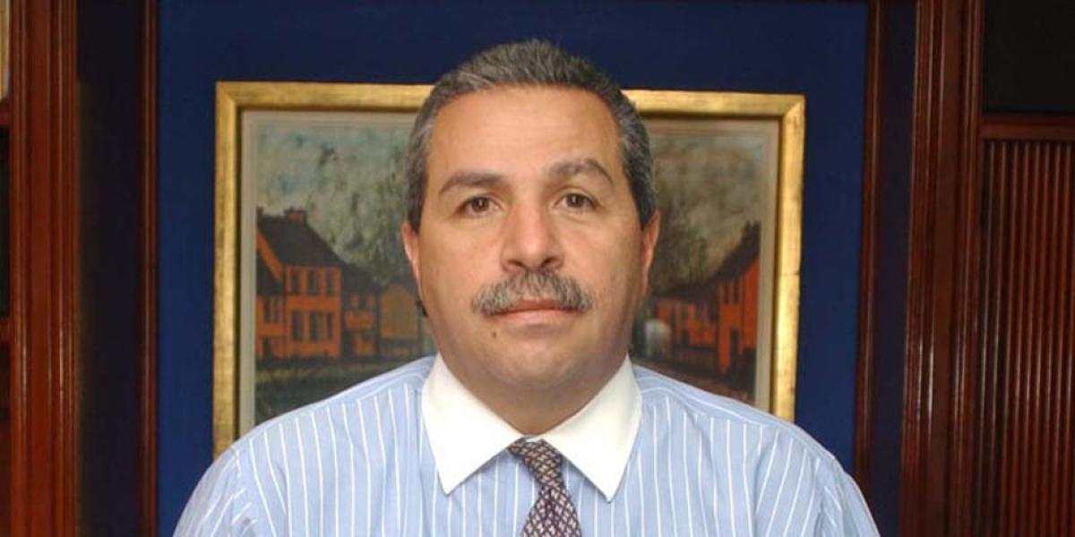 Alberto Bravo Borda deja la presidencia de Asinfar, gremio que defiende ...