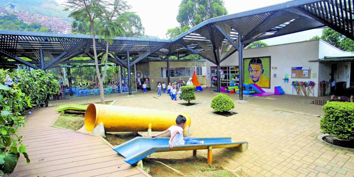 Lo público y la familia se unen en El Pinal, Medellín