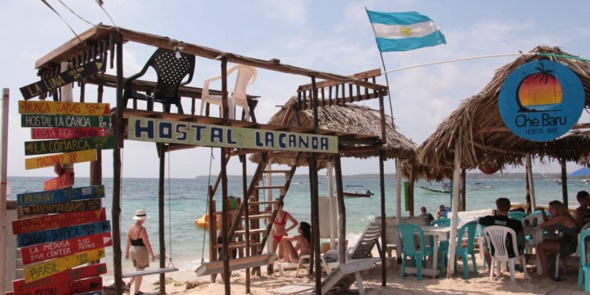 Turismo masivo afecta Playa Blanca, en Cartagena