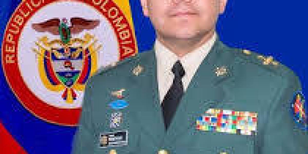 Renuncia del director de doctrina militar del Ejército, coronel Pedro ...