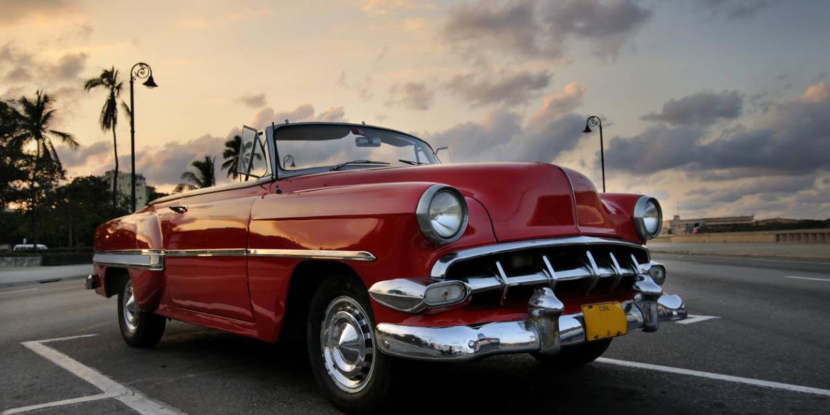 ¿Cómo obtener la placa azul de vehículos antiguos en Colombia?