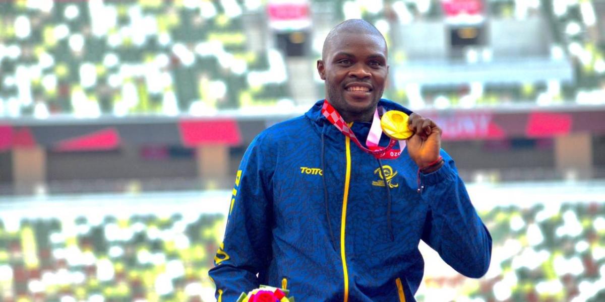 José Lemos gana medalla de oro en los Juegos Paralímpicos