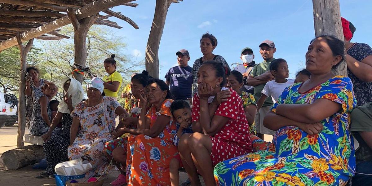 Wayús en huelga de hambre protagonizaron platón en aeropuerto de Riohacha