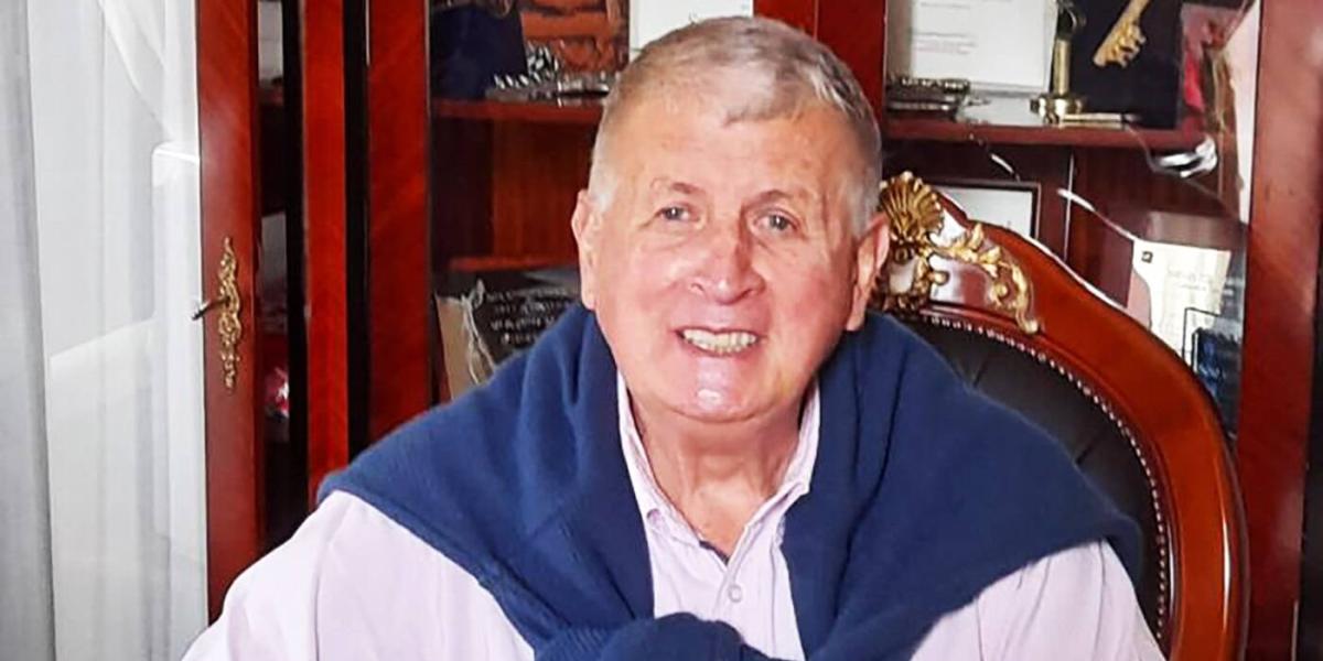 Roberto Gil de Mares habla de su libro Cuando se acerca la noche