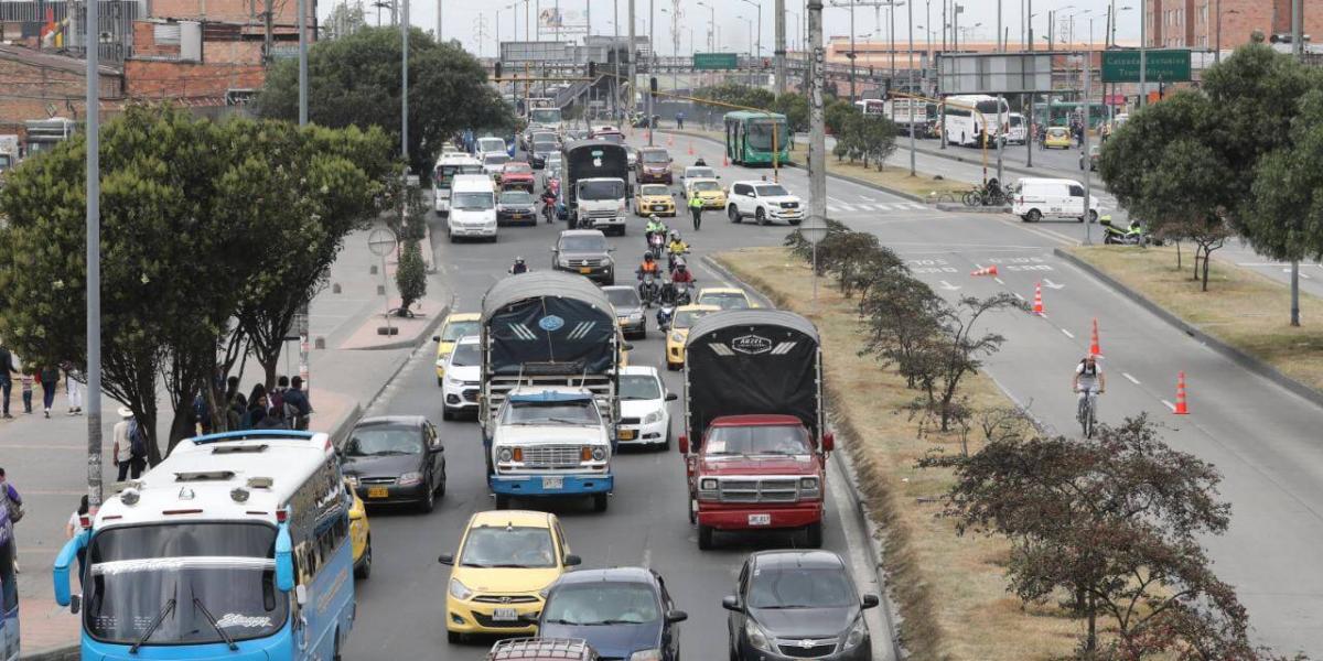Plan Retorno Del Puente Festivo De San José En Colombia