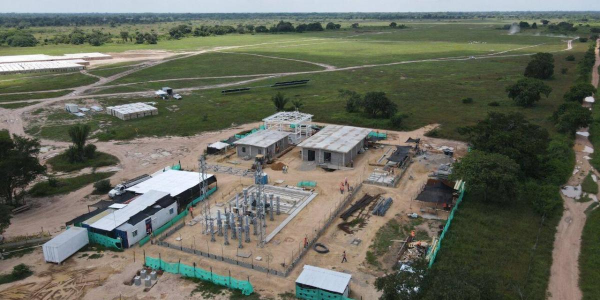 Páneles solares de Enel instalados en el Cesar