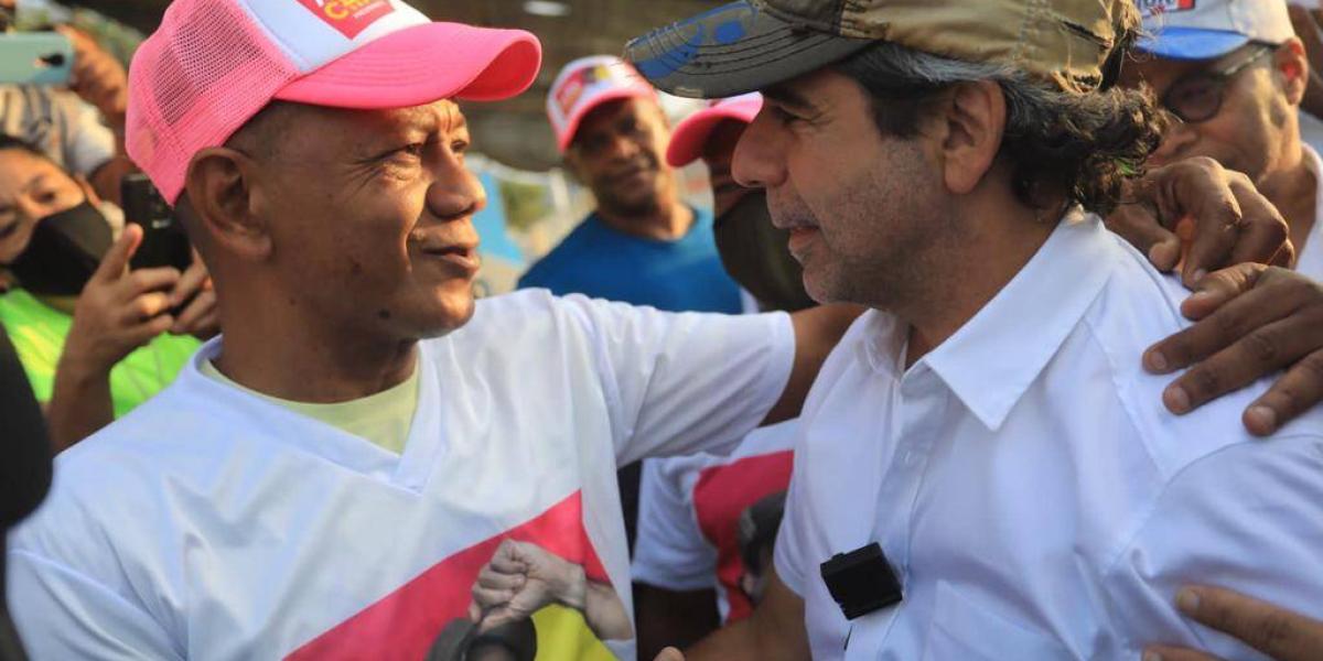 Alejandro Char de recorrido por el Magdalena