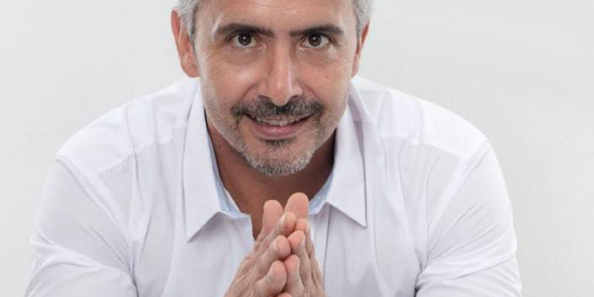 Entrevista a Julio César Turbay habla de sus propuestas al Senado