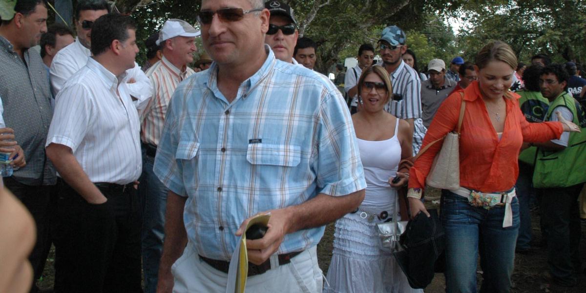 El misterio que sigue rodeando la identidad del temido exparamilitar ...