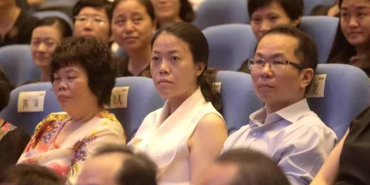 Yang Huiyan: mujer más rica de Asia ha perdido mitad de fortuna en un año