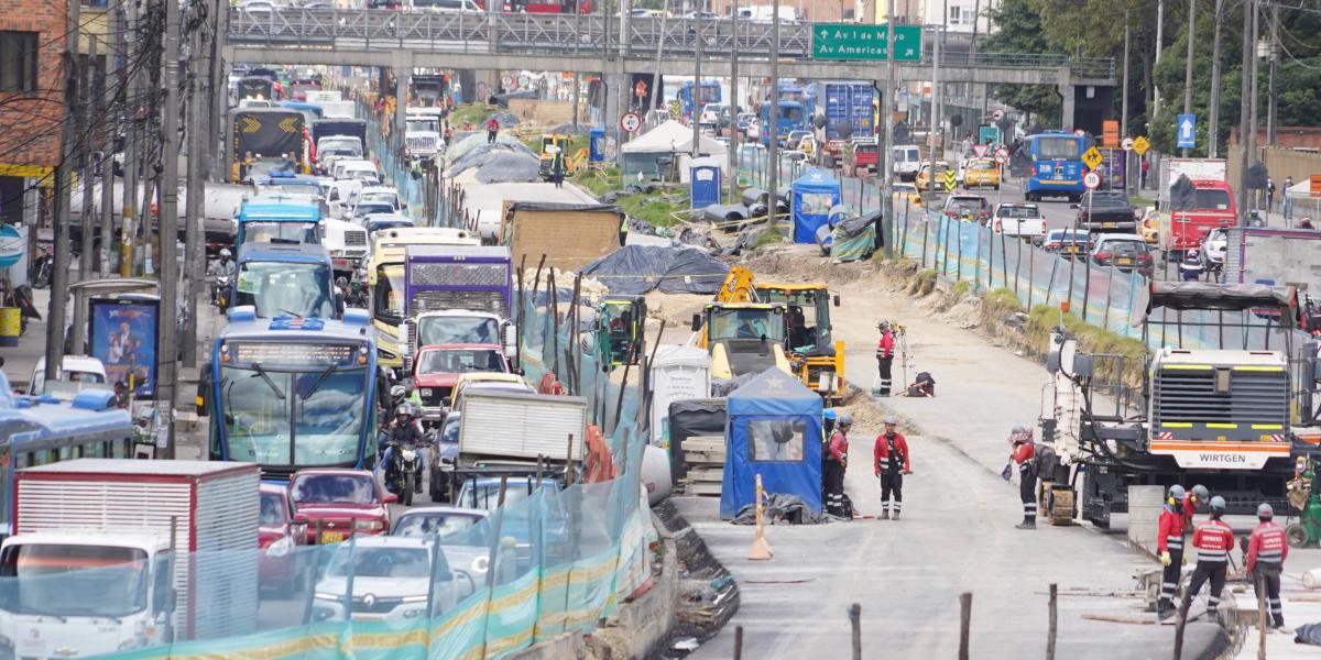 Le dicen a alcaldesa que retraso en obras es por lento traslado de redes
