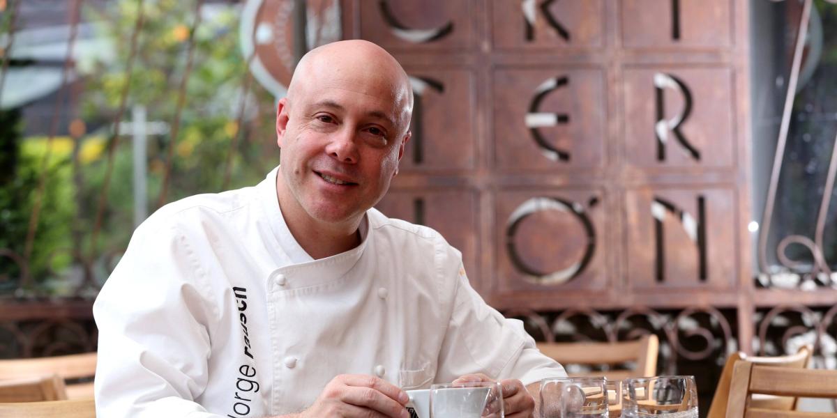 Jorge Rausch habló sobre primer trabajo: 'Mi jefe apagó la luz y me pegó'