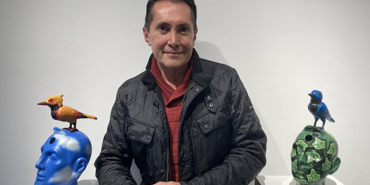Nadín Ospina: el artista revela su vida y sus obras
