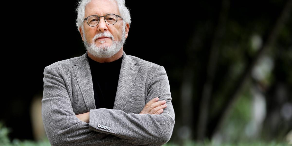 Héctor Abad Faciolince concibe su trabajo de escritor 'como el de un ...