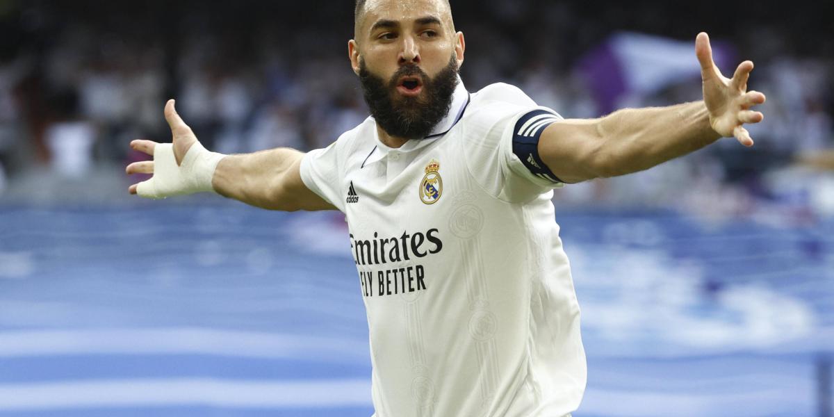 Karim Benzema hizo homenaje a Tupac en la gala del Balón de Oro