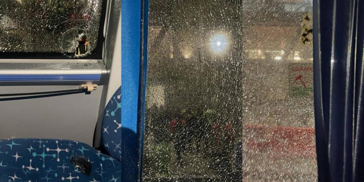Liga Betplay: Bus de Millonarios fue atacado a piedra