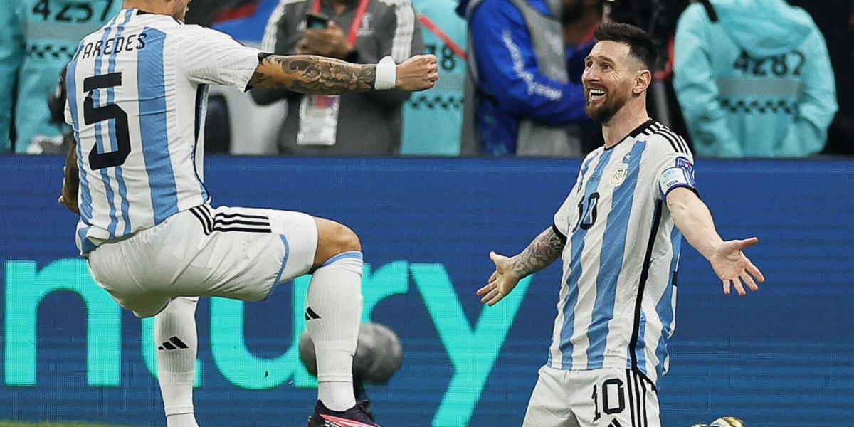 Lionel Messi se tomó el micrófono del estadio para celebrar título mundial