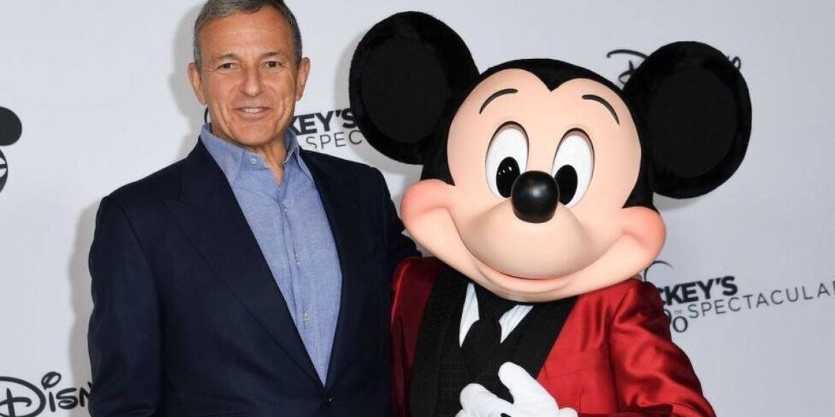 Por qué Disney ordena a los empleados volver al trabajo presencial