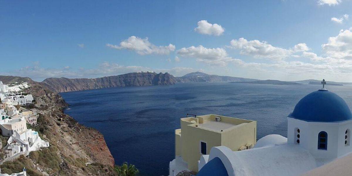 Kolumbo: hallan cámara de magma en el volcán, ¿hará erupción?