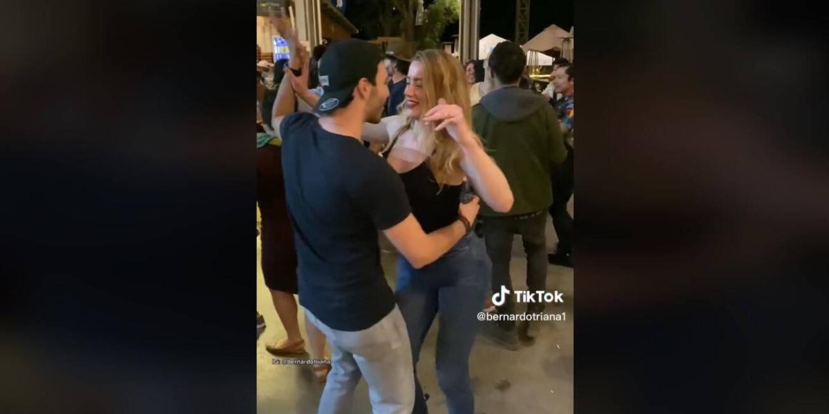 Amber Heard bailando 'Como la flor' de Selena; video viral