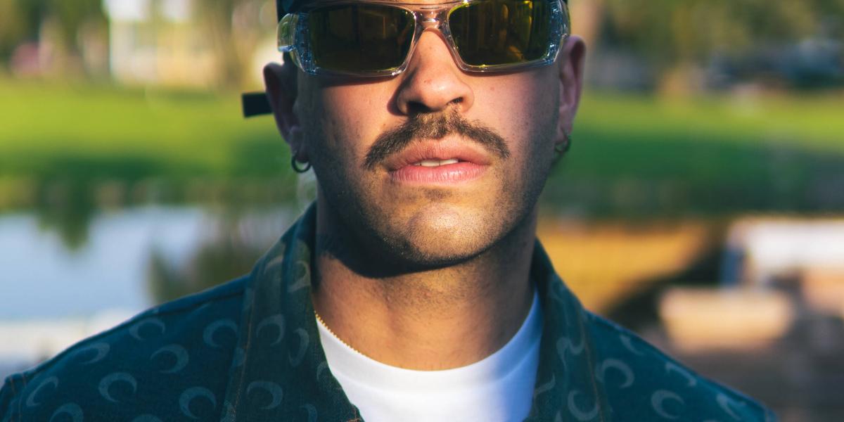 Feid lanza 'FERXXOCALIPSIS' un album con el que busca cerrar el año