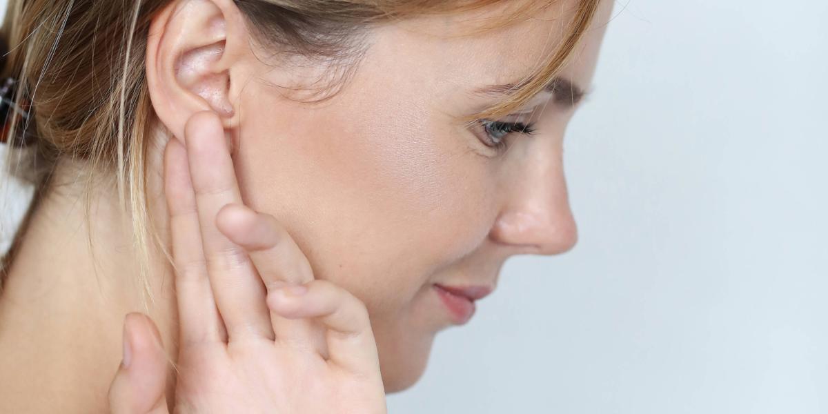 ¿Por qué se me pone roja una oreja sin razón aparente?