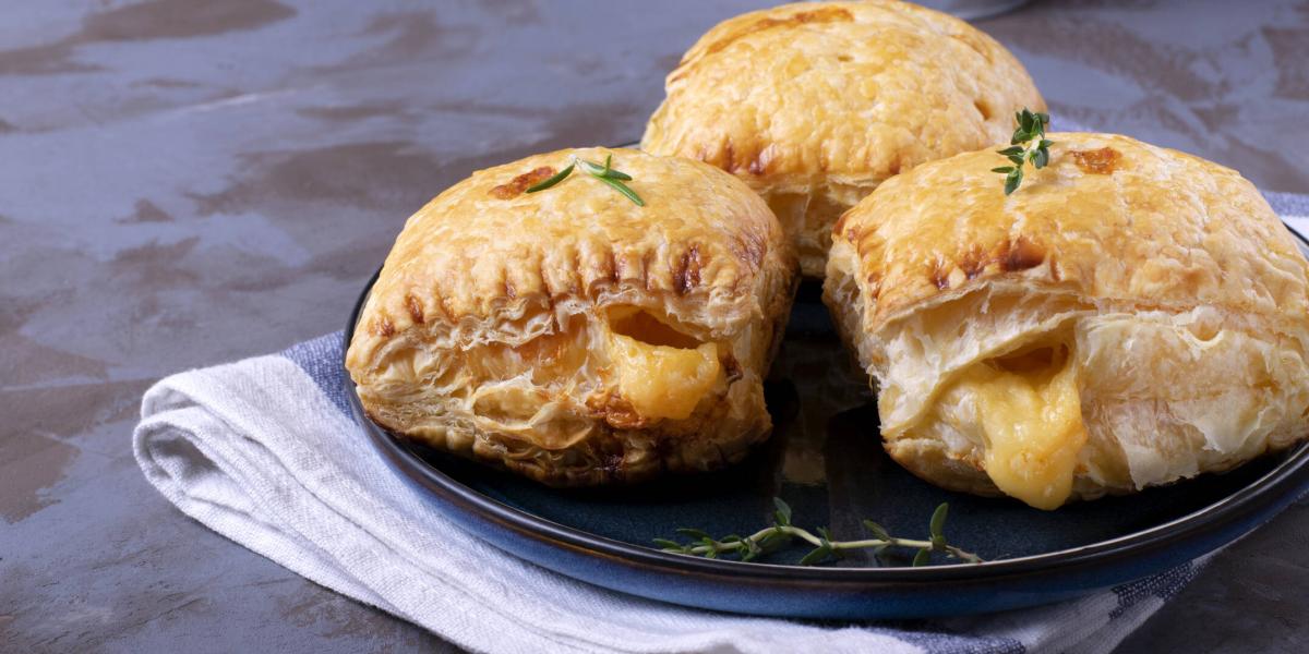 Hojaldras: ¿Como hacer Hojaldras de jamón y queso para el desayuno?