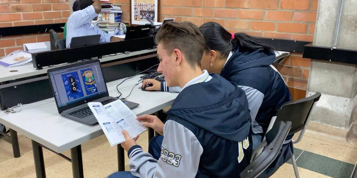 Estudiantes de colegios en Bogotá podrán tener becas de hasta el 100 %