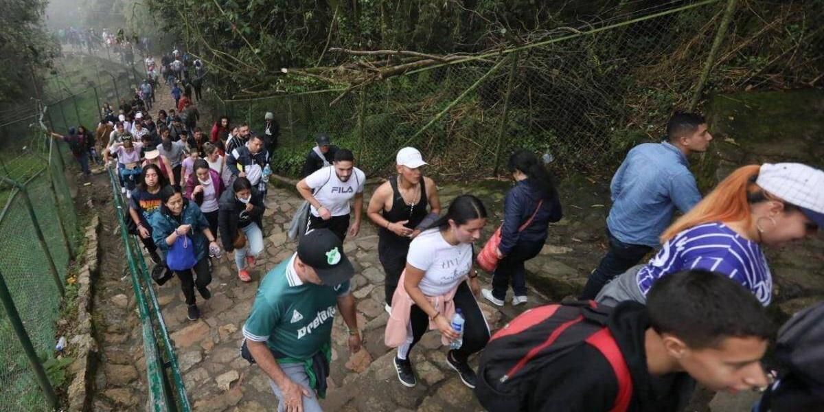 Monserrate: ¿Cuántos escalones tiene?