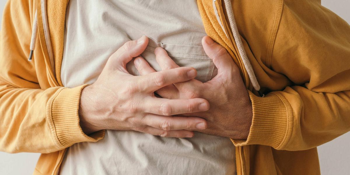 Pericarditis: ¿cuáles son los síntomas y cómo tratarlos con remedios ...