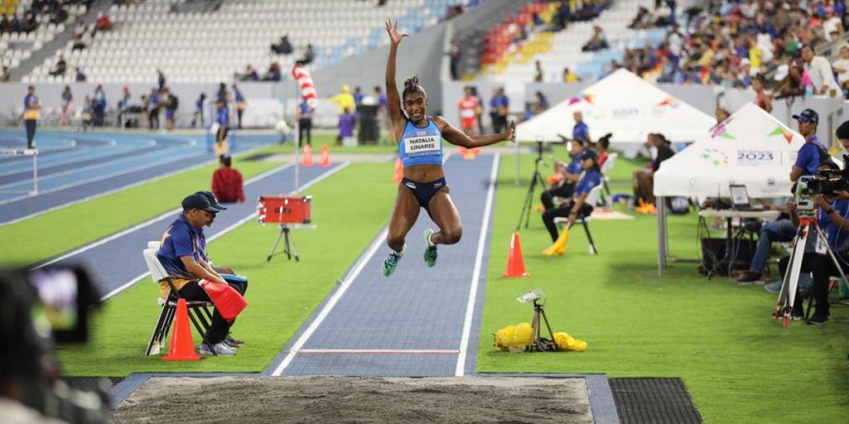 Natalia Linares rompe récord en Juegos Centroamericanos y clasifica a Paris 2024