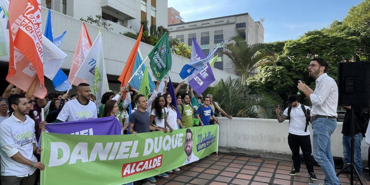 Daniel Duque inscribió candidatura a la alcaldía de Medellín con el ...