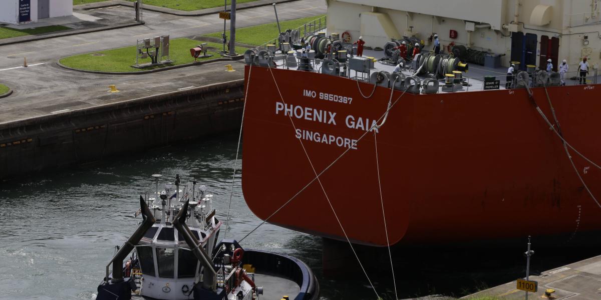 Canal de Panamá: por qué hay 134 buques esperando para cruzar