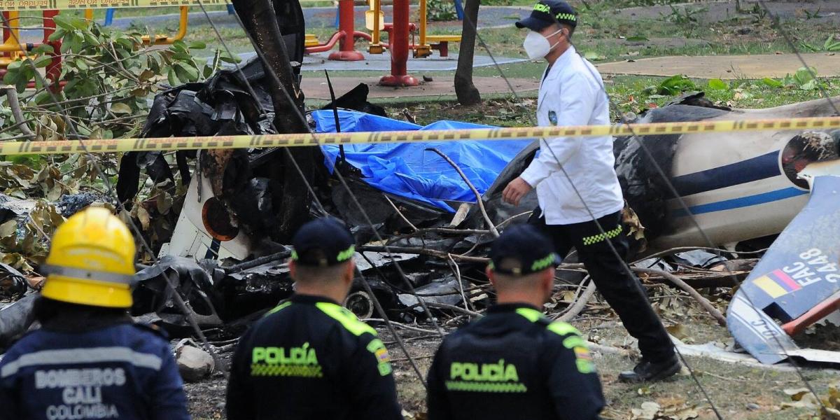 Las imágenes que dejó el accidente de un avión de la Fuerza Pública en Cali