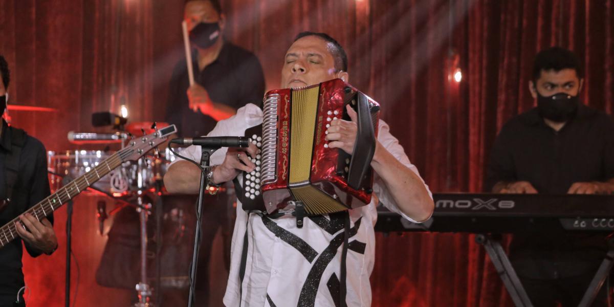 'El Cocha’ Molina construye un legado para la historia del vallenato