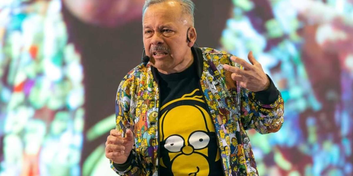 Humberto Vélez, la voz Homero Simpson viene a la Cómic Con Colombia 2023