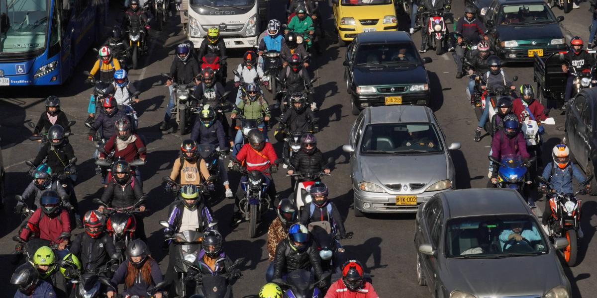 Parque automotor Bogotá: Número de motos será mayor que el de autos ...