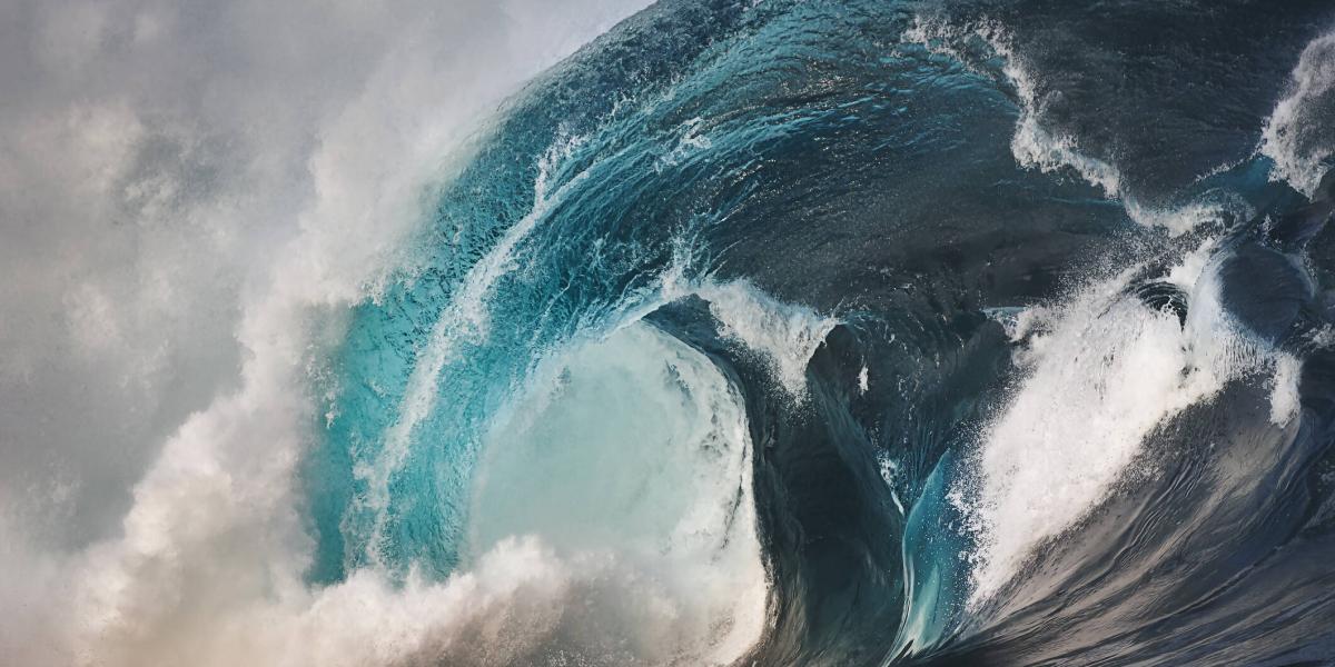 IA ayuda a resolver el misterio de las olas monstruo en los océanos