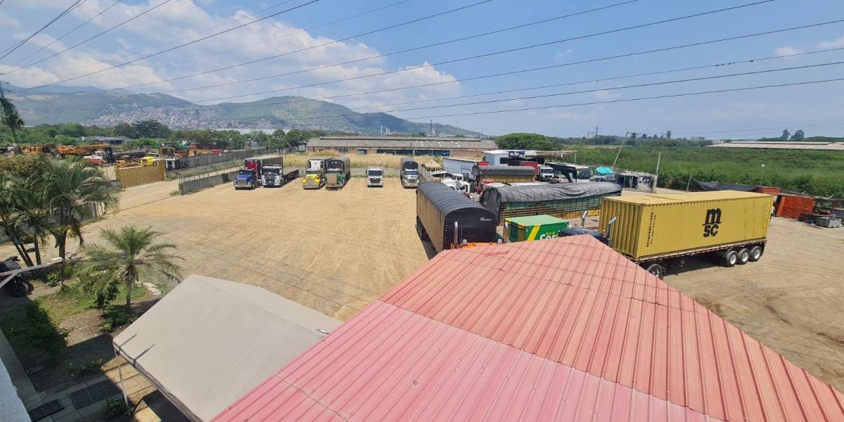 Tras 4 días sin agua, restablecieron este servicio en Cencar, zona industrial de Yumbo