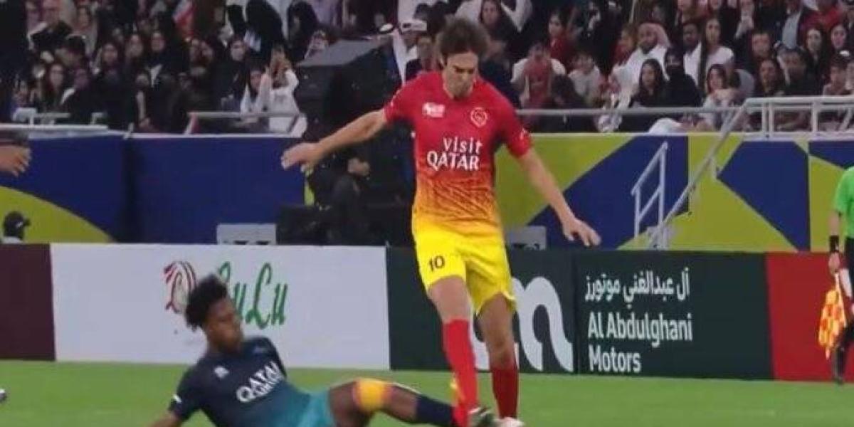 Brutal Patada A Kaká Por Poco Lo Lesiona En Un Partido De Exhibición Video