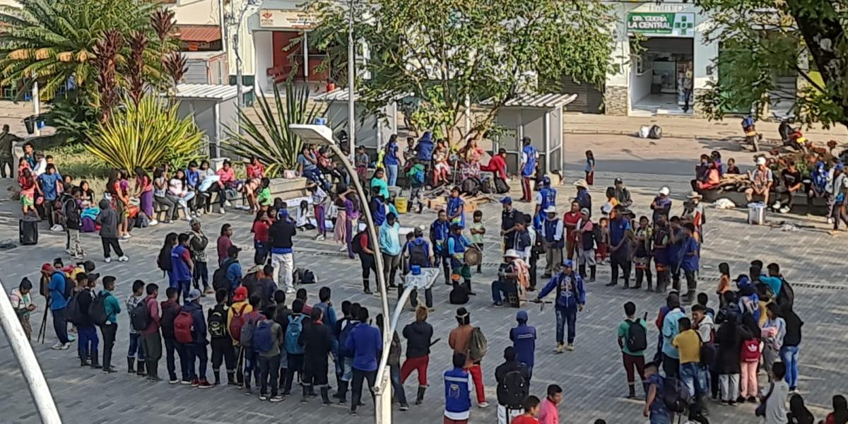 Antioquia: Indígenas de Frontino llegaron hasta el parque principal ...