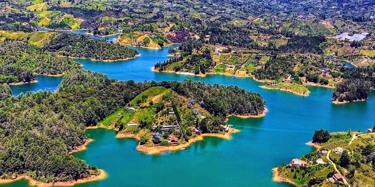 El pueblo colombiano catalogado como uno de los '16 más bellos del ...