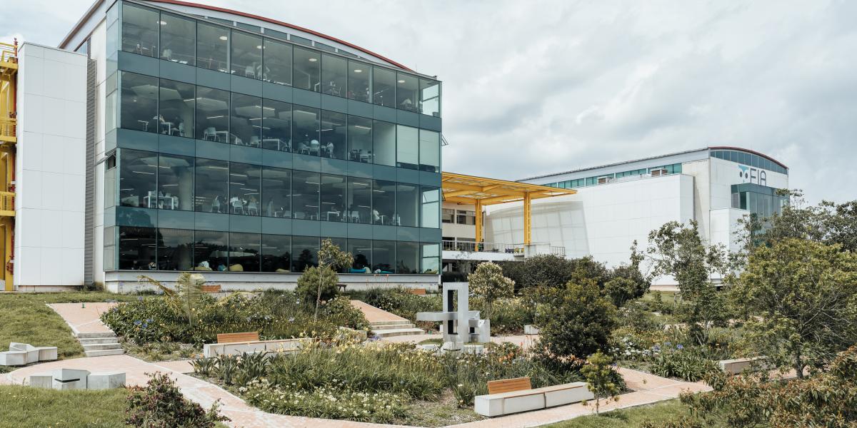 Excelencia educativa y oportunidades globales en la Universidad EIA