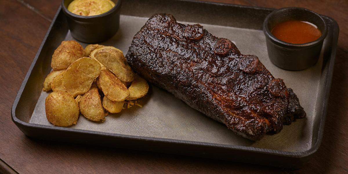 En Bogotá abrió un nuevo restaurante que fusiona la tradición del BBQ ...